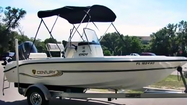 Century 1701 CC 2005 - Import USA Boat